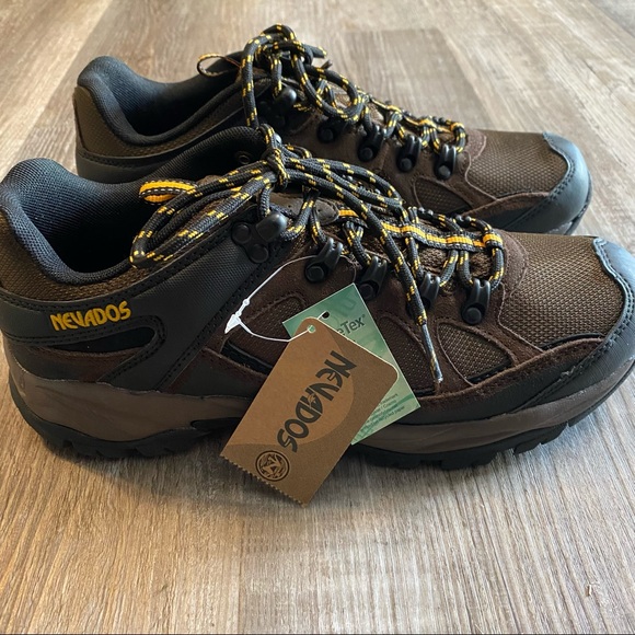 Nevados | Shoes | Nwt Mens Nevados Hiking Shoes Size 85 | Poshmark